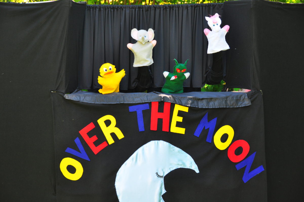 Parties / Events – Over The Moon Puppets